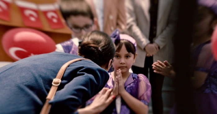 Sinais - Filme 2002 - Dir. M. Night Shyamalan | Filmelier