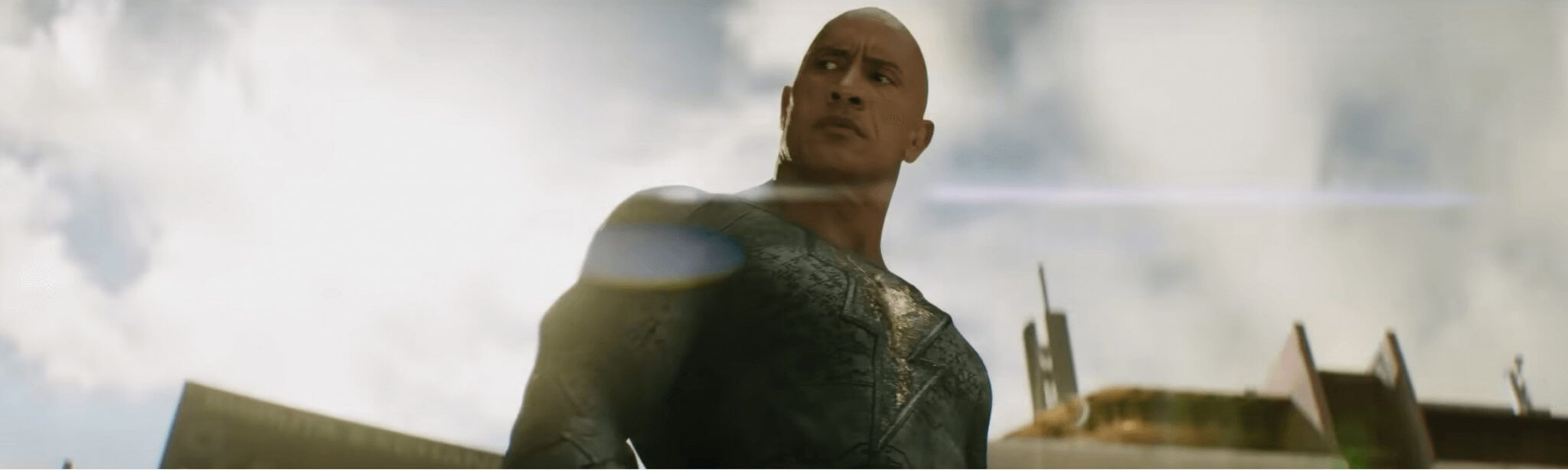 La Roca se pone a prueba en el nuevo tráiler de 'Black Adam'