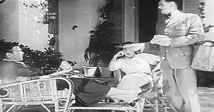 Hollywood on Parade No. A-4 - Movie 1932 - Dir. Louis Lewyn | Filmelier