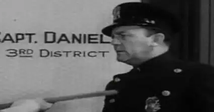 Call a Cop! - Película 1931 - Dir. George Stevens | Filmelier