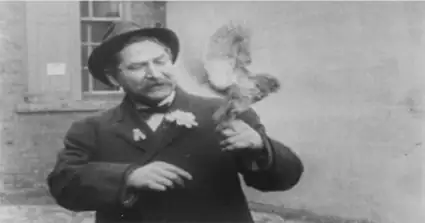 Fred Ott Holding a Bird | Filmelier