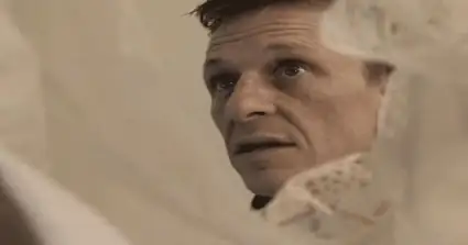 I Hate That, Smile! - Filme 2010 - Dir. Declan Cassidy | Filmelier