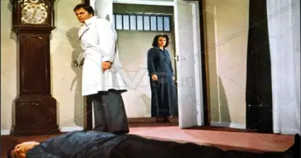 La muerte ronda a Mónica - Movie 1977 | Filmelier