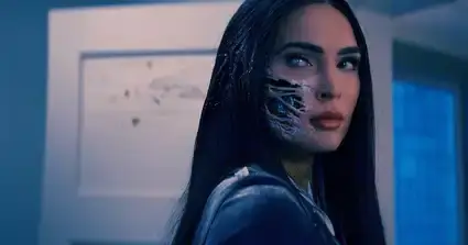 Alice: Subservience - Película 2024 - Dir. S.K. Dale | Filmelier