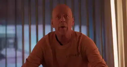 Apex - Película 2021 - Dir. Edward Drake | Filmelier